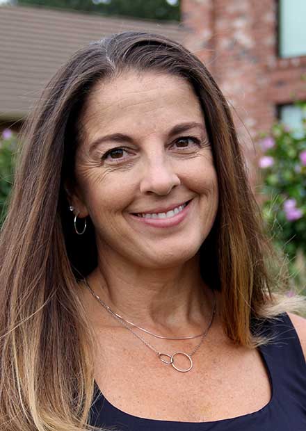 Anne Batt Breault - Thoroughbred Real Estate Group